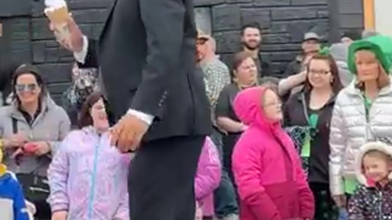 ST. PATRICK'S DAY PARADE IN WISCONSIN With a Biden lookalike riding on ...