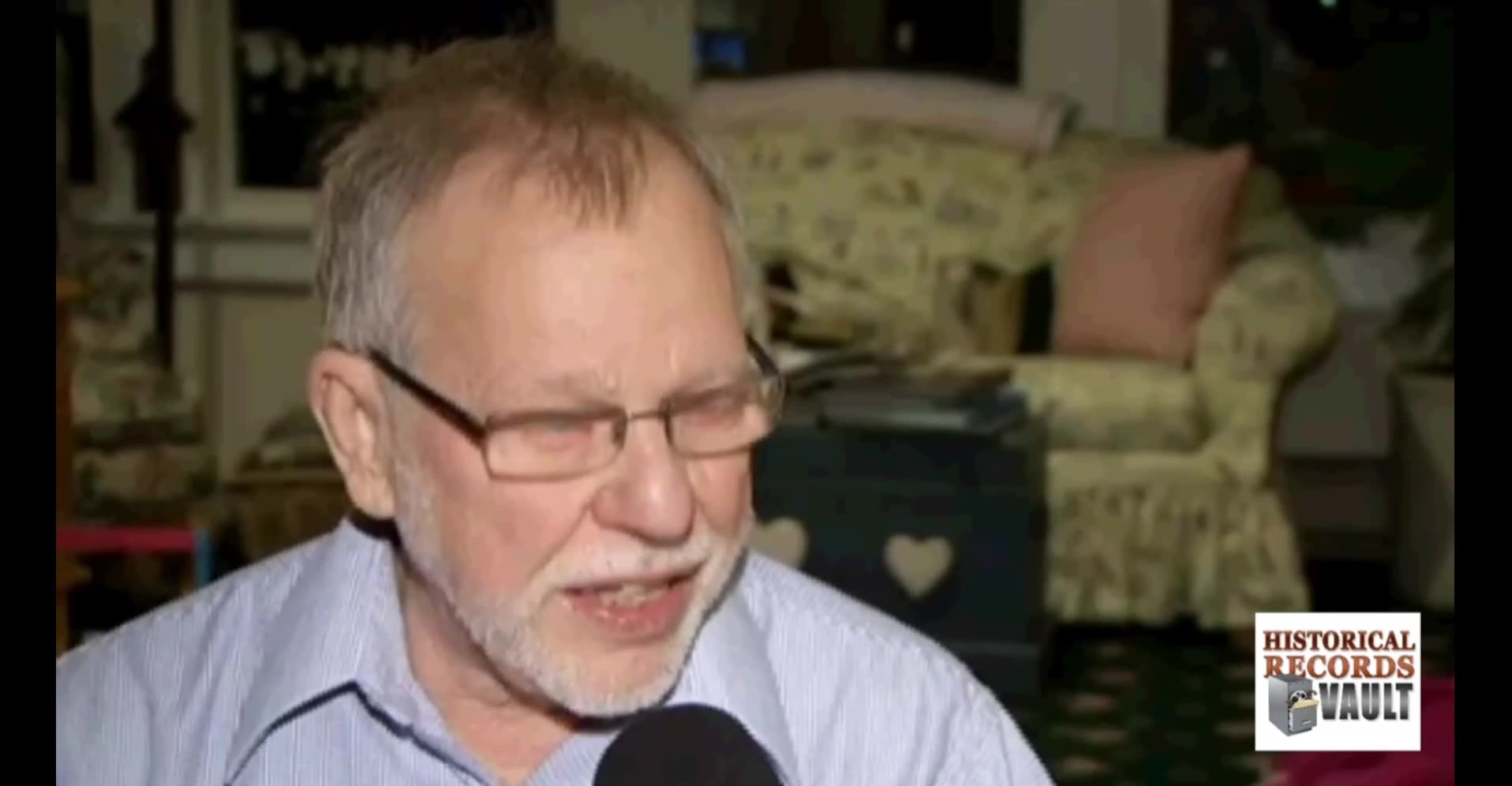 'Strange Man Gene Rosen Kept Sandy Hook Kids At His House For Hours' - 2012