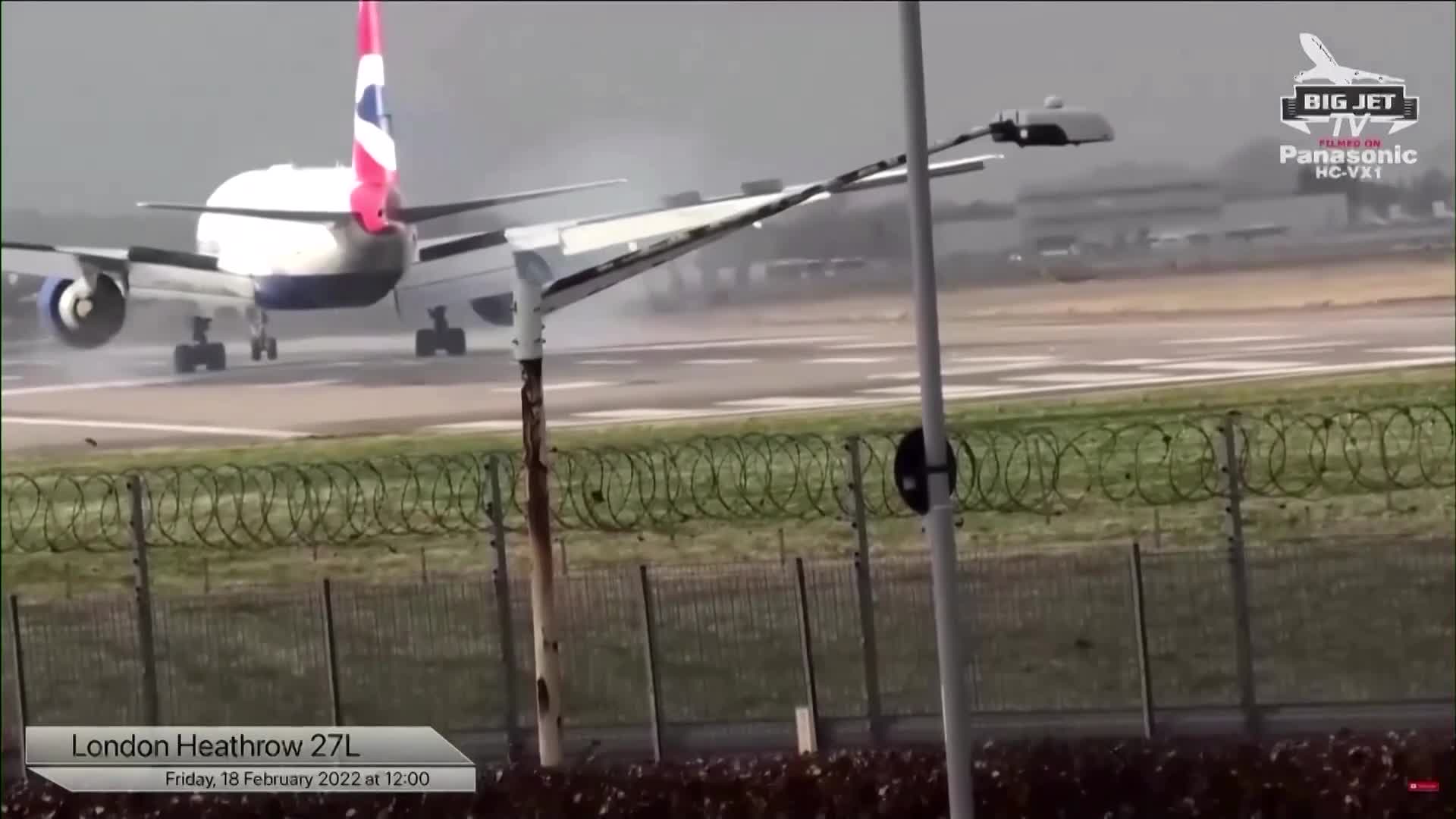 Winds buffet planes landing at London Heathrow