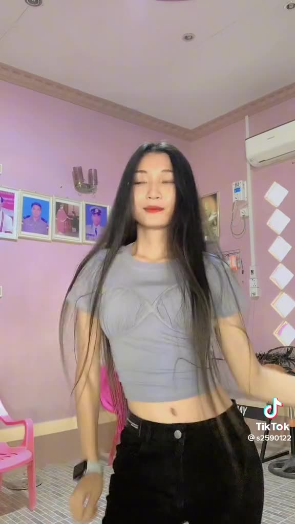 titok cute girl dance