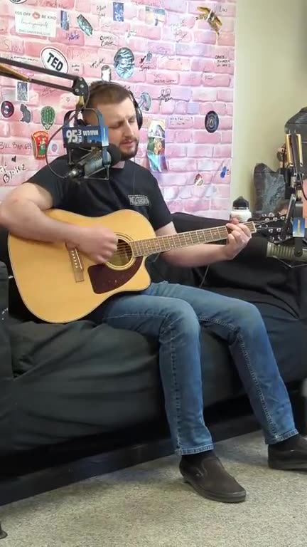 Jesse Coffey live in studio on Matt Connarton Unleashed.