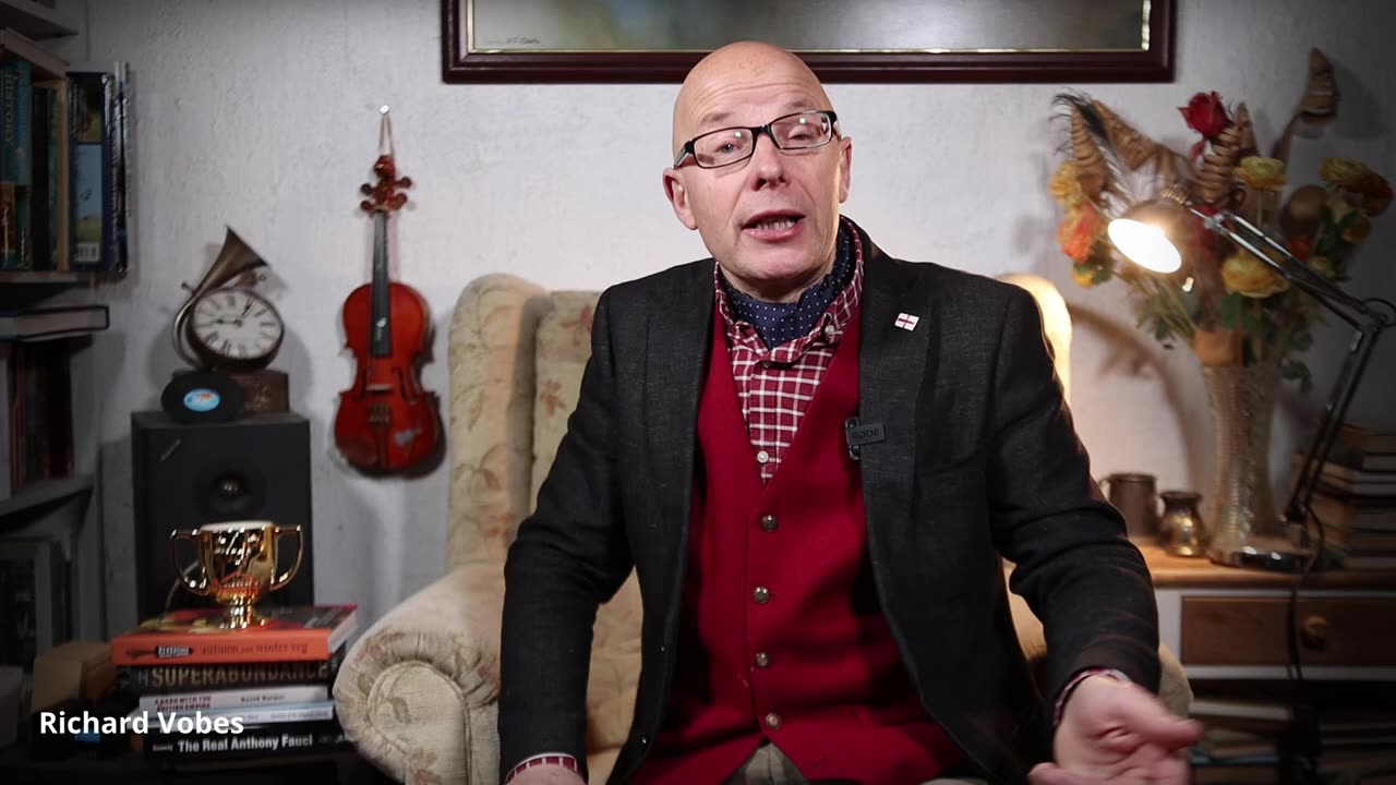 Richard Vobes hysterical commentry on 'I Had a Dream' & 'Sledgehammer ...