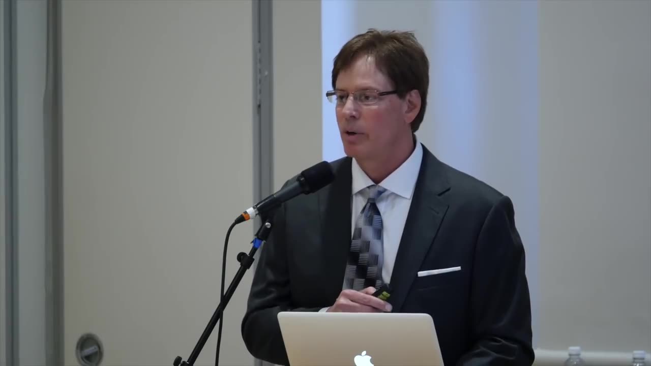 Dr Chris Knobbe On The Cause & Possible Cure Of Age Related Macular ...