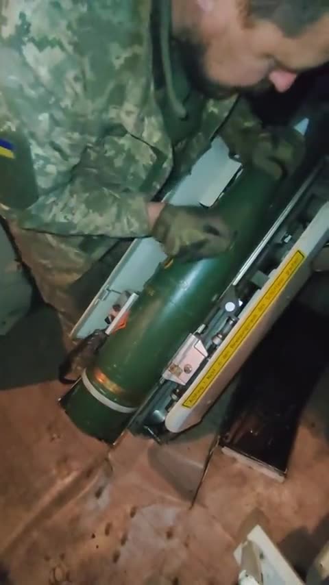 🔥 Ukraine Russia War | Ukrainian Crew in German PzH 2000 | Firepower ...