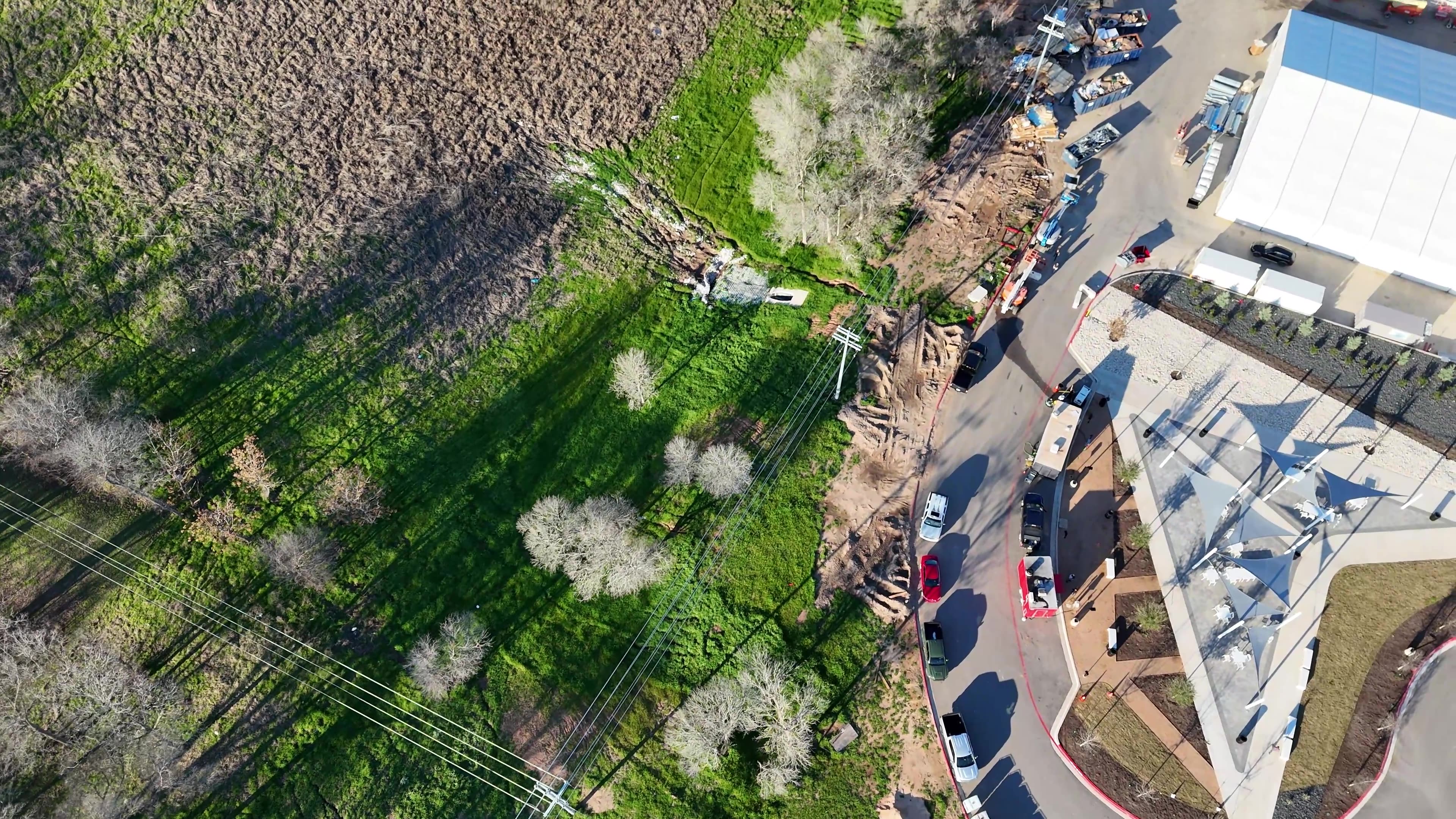 SpaceX Starlink satellite Internet manufacturing facility [SpaceX ...