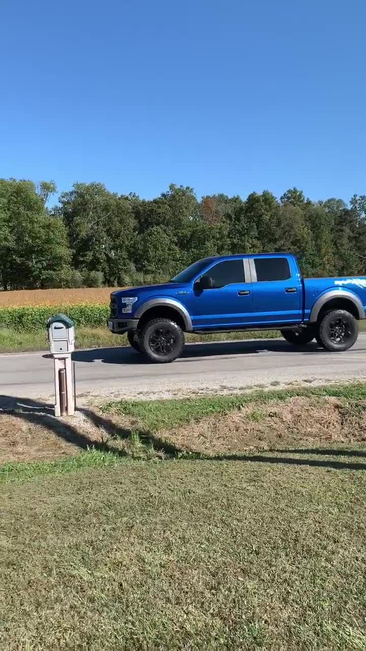 2017 SCA F150 Raptor clone
