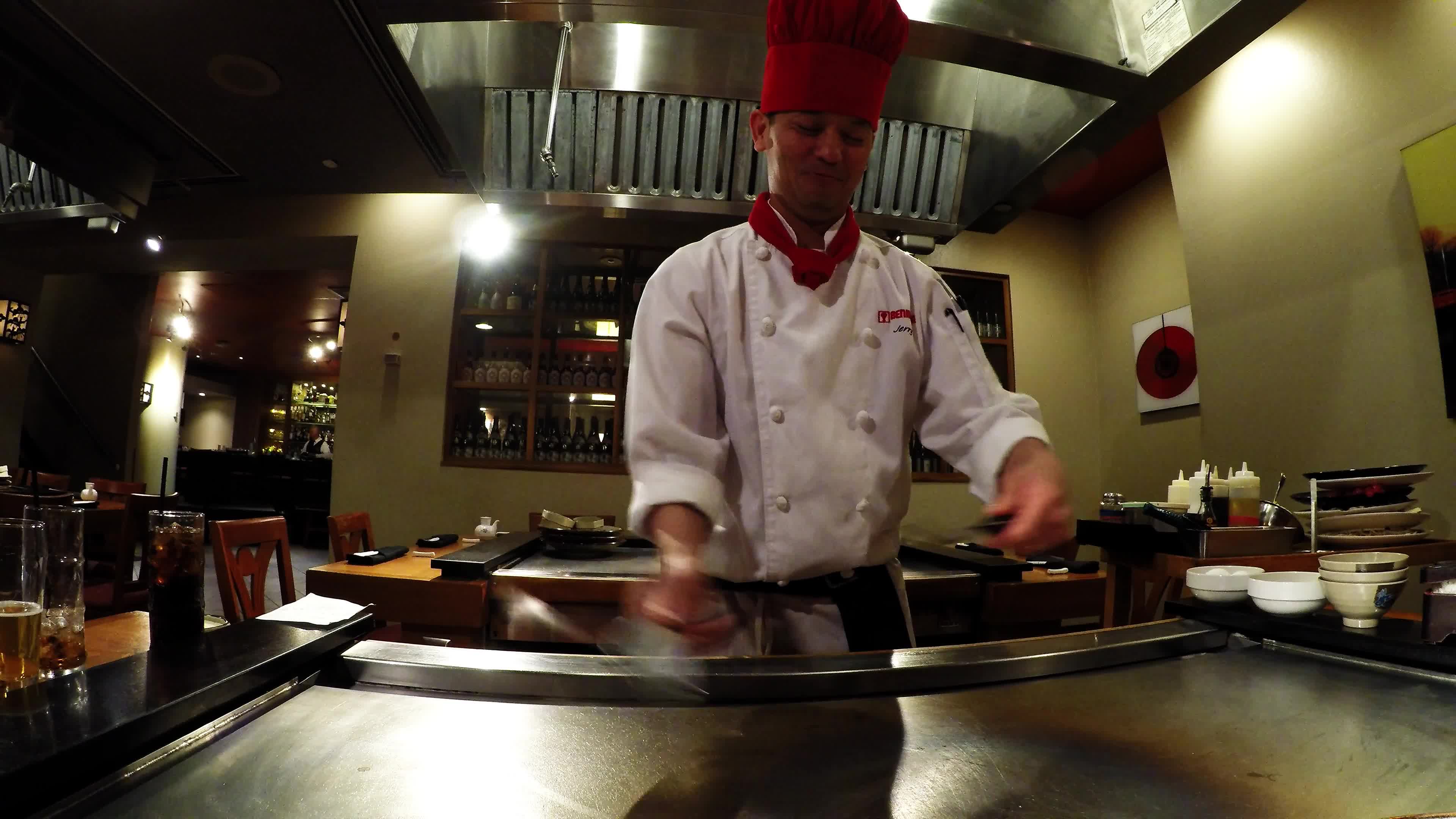 Teppanyaki master chef performs amazing tricks with eggs