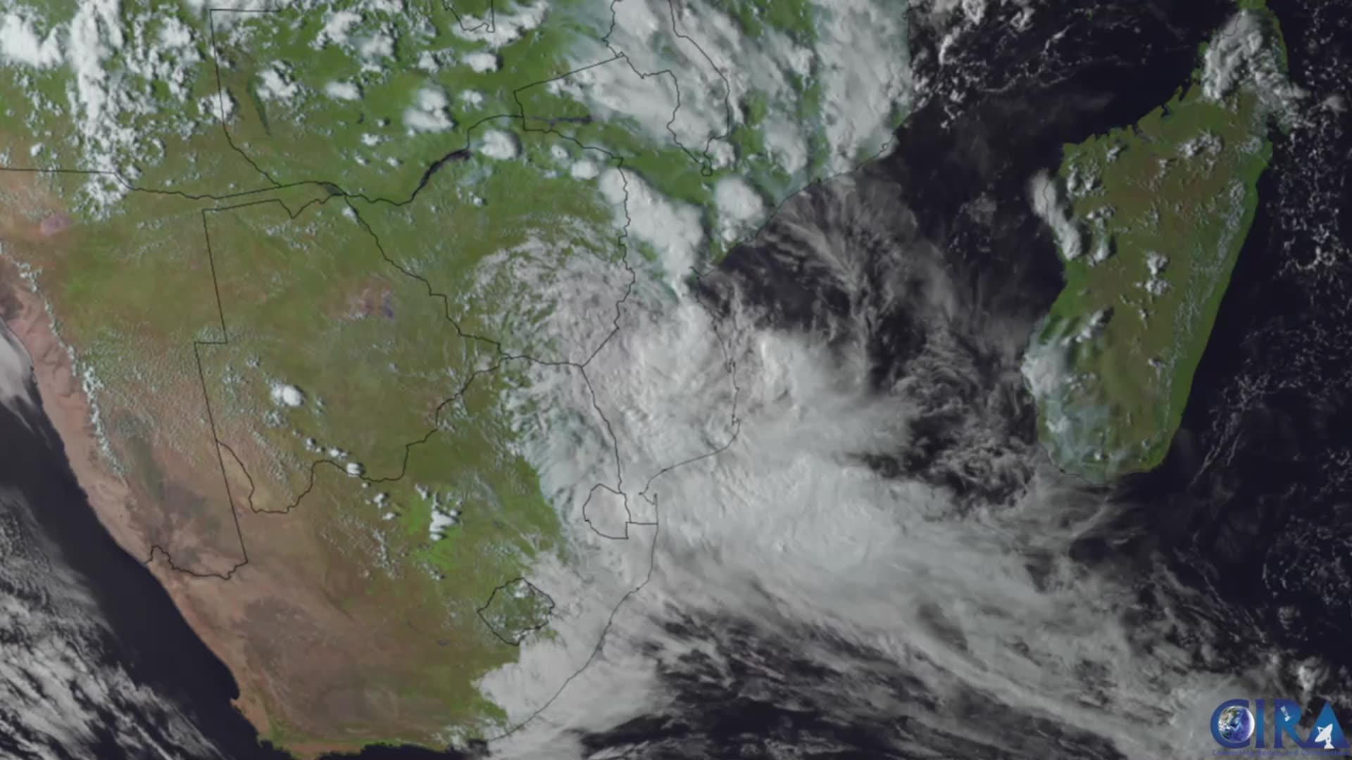 WORLD'S LONGEST STORM: Impressive Footage Reveals Record-Breaking ...