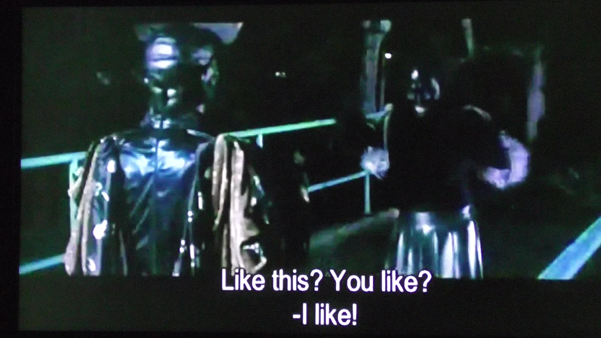 male ghost meets Vampire Queen and her swinging vampire sisters ...