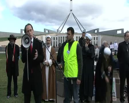 Prof. Ben Saul addresses the 'Save the Sheikh' Canberra Rally
