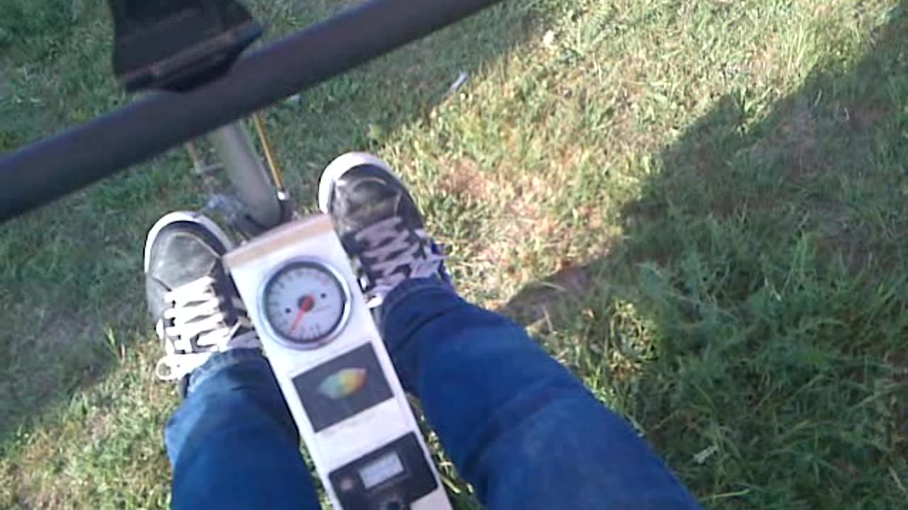 SUNDAY SNAKE TRIKE FLIGHT