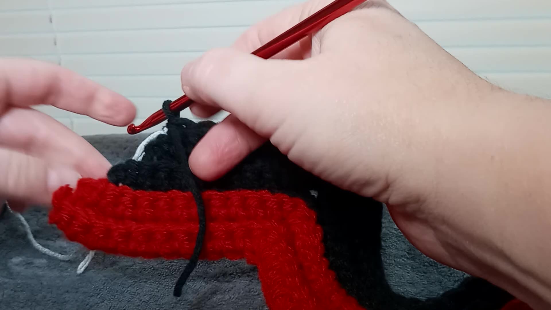 End of row yarn join