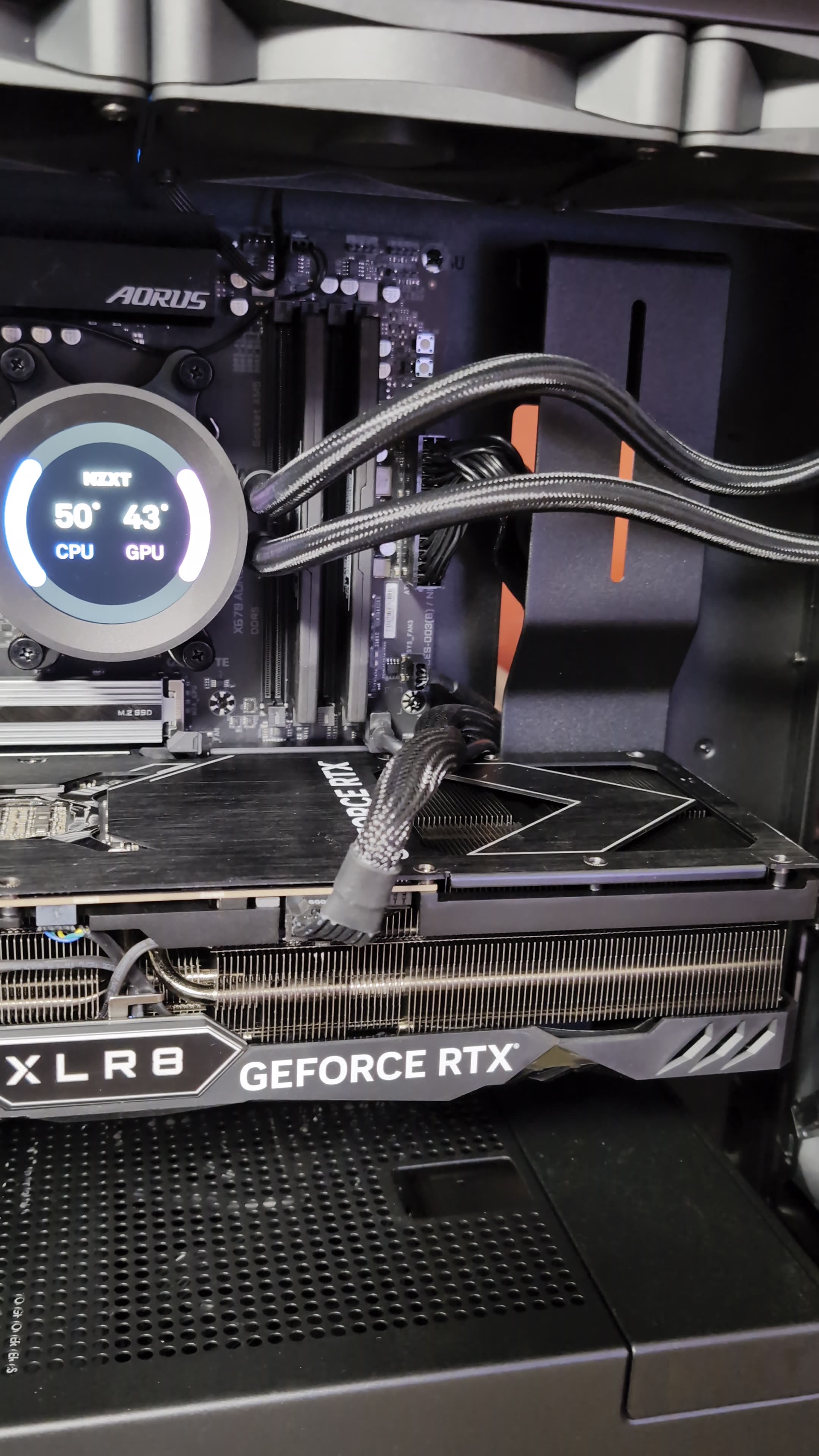 Ryzen 7950X3D RTX 4090 NZXT H7 Flow Build Completed!