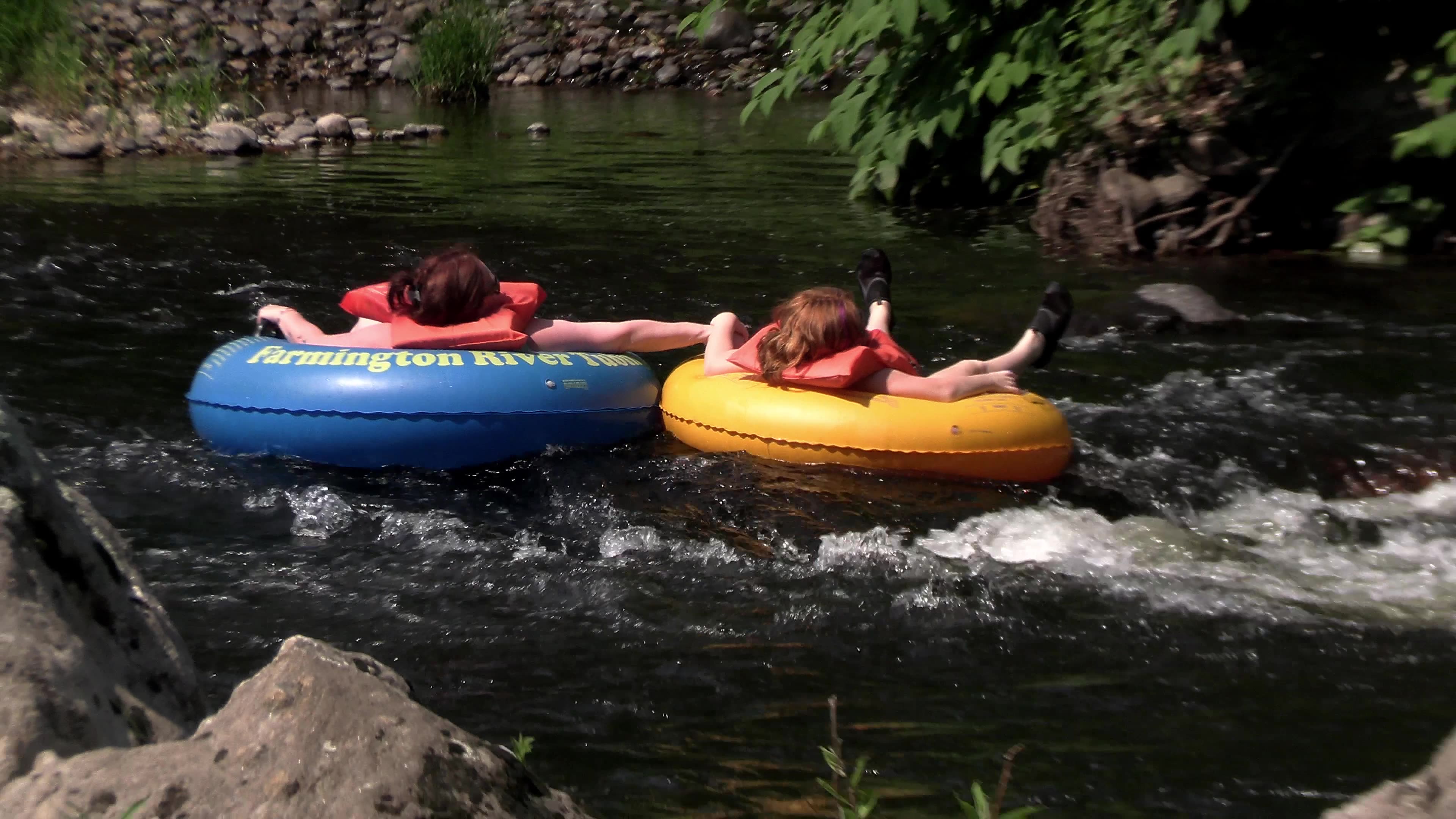 Heat Wave Tubing Farmington River Canon Vixia HF G70 June 19, 2024 # ...