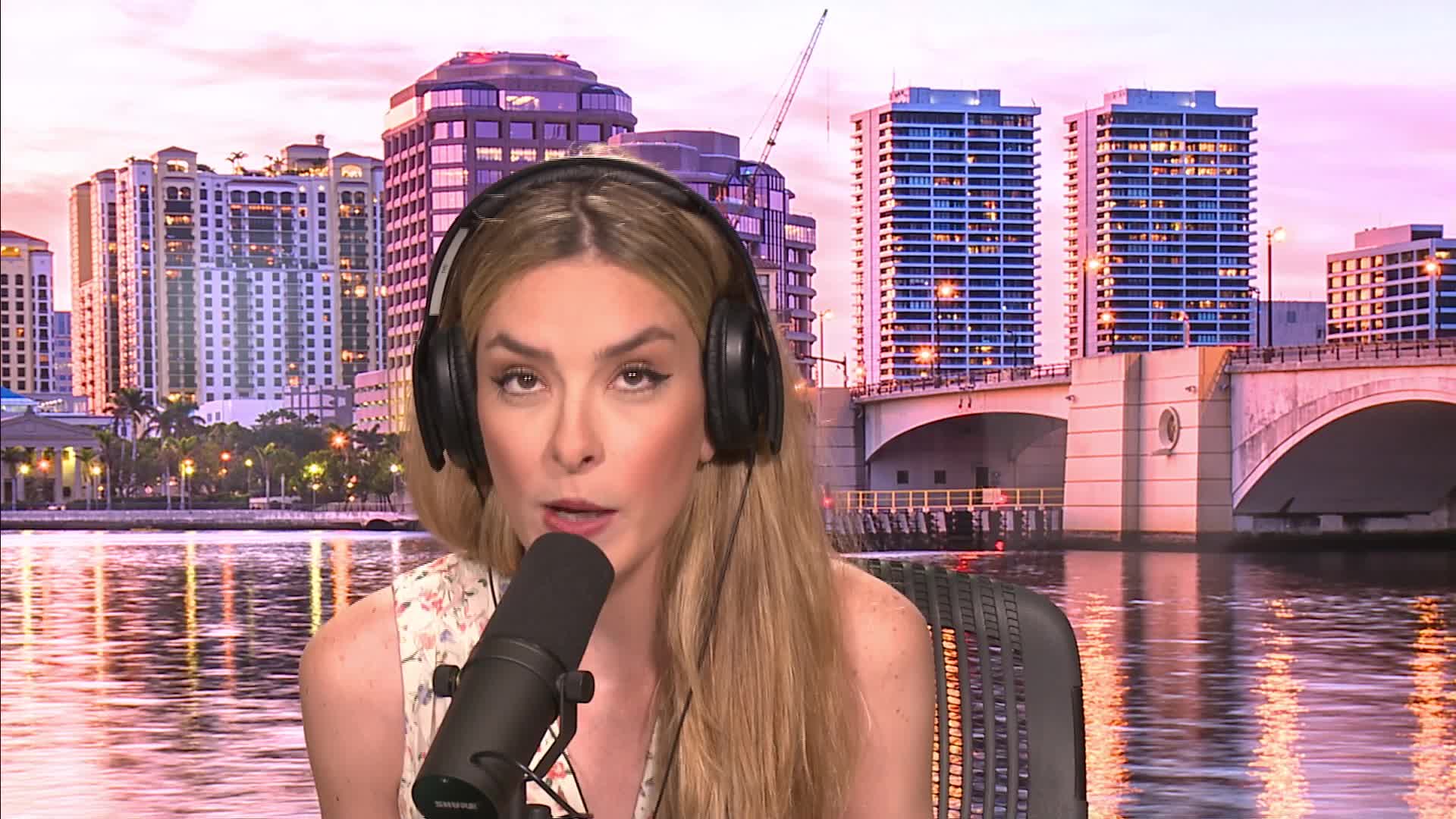 GRACE CURLEY SHOW - DECEMBER 13, 2021